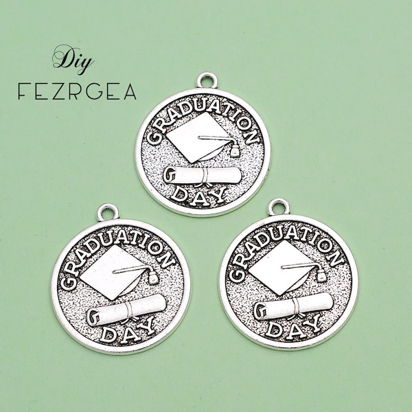 Graduation Hat Charm - Etsy