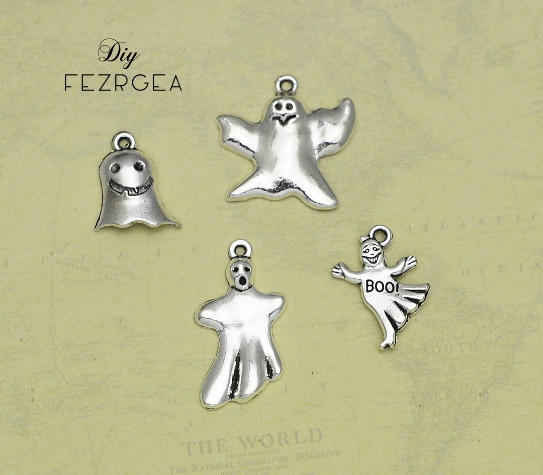 Ghost Antique Silver Charms . Halloween Story Pendants. CM083166 - Etsy