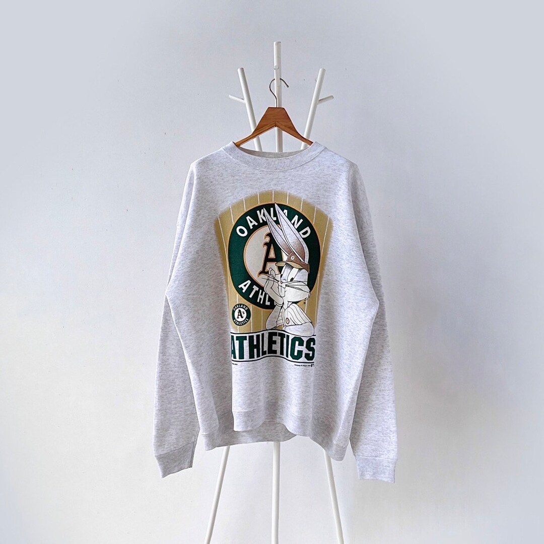90s Bugs Bunny Looney Tunes X Oakland Athletics MLB Sweatshirt/ XL - Etsy