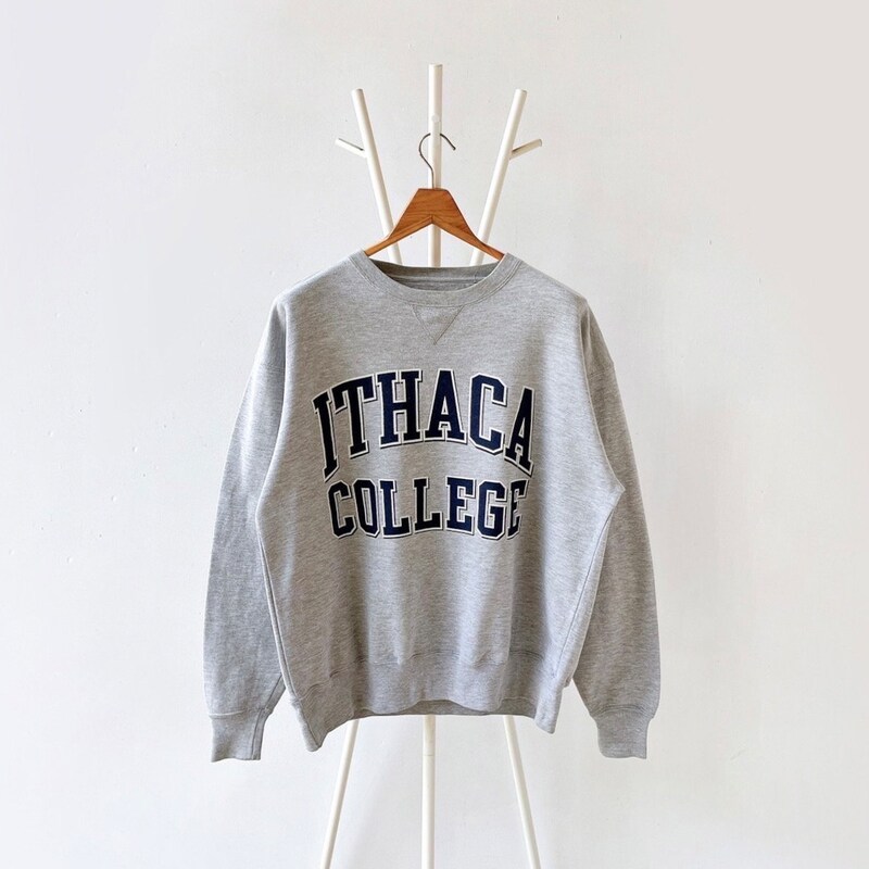 College Crewneck Vintage - Etsy