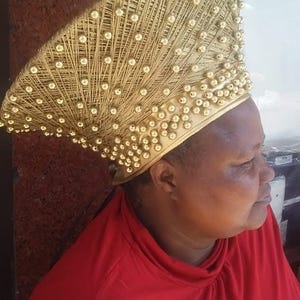 Rare 3-in-1 Woven RED Zulu Isicholo Hat With Gold Pearls, Necklace ...