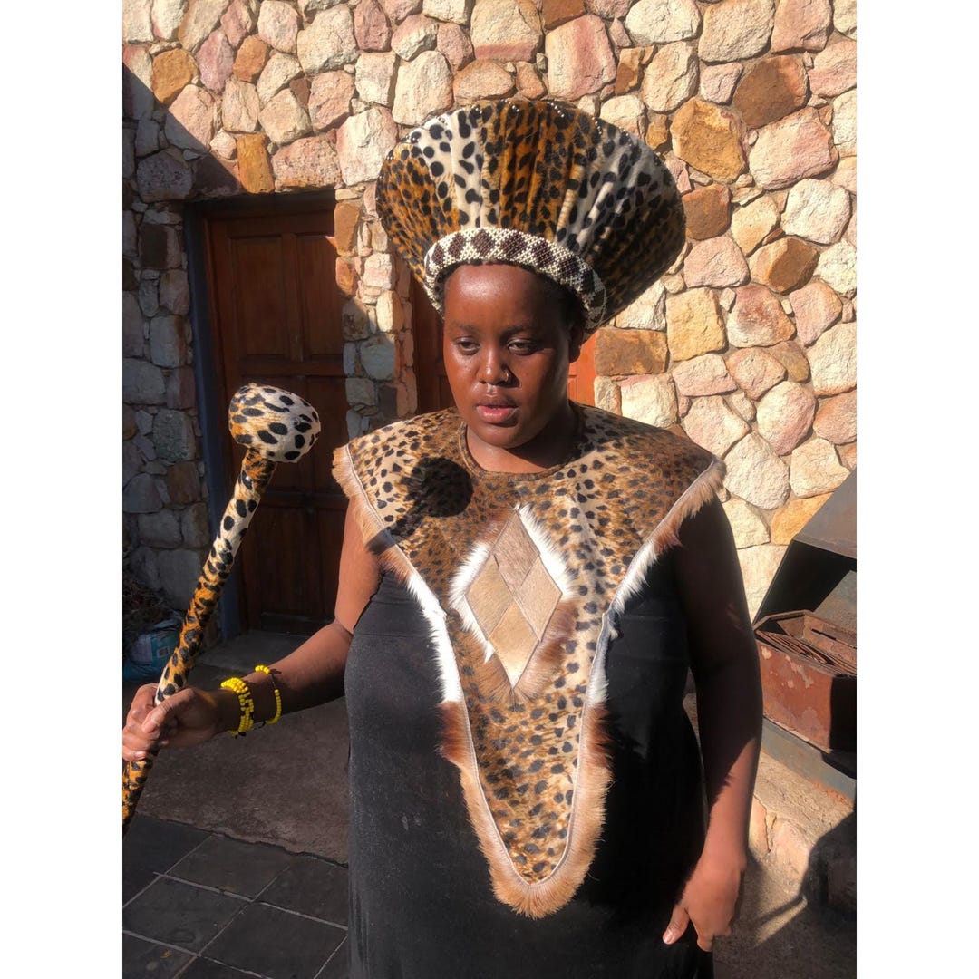 Leopard Print Zulu Isicholo Hat, Beaded Chestguard & 90cm Knobkerrie ...