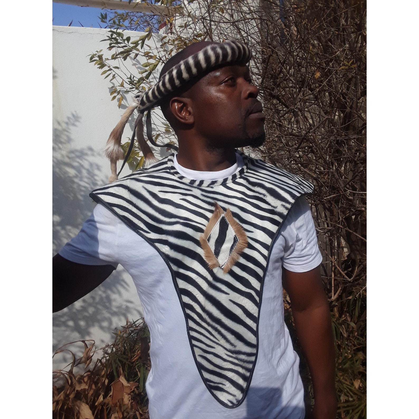 White and Black Zulu Umqhele Mbata Shaka Zulu Ceremony Wedding Attire ...