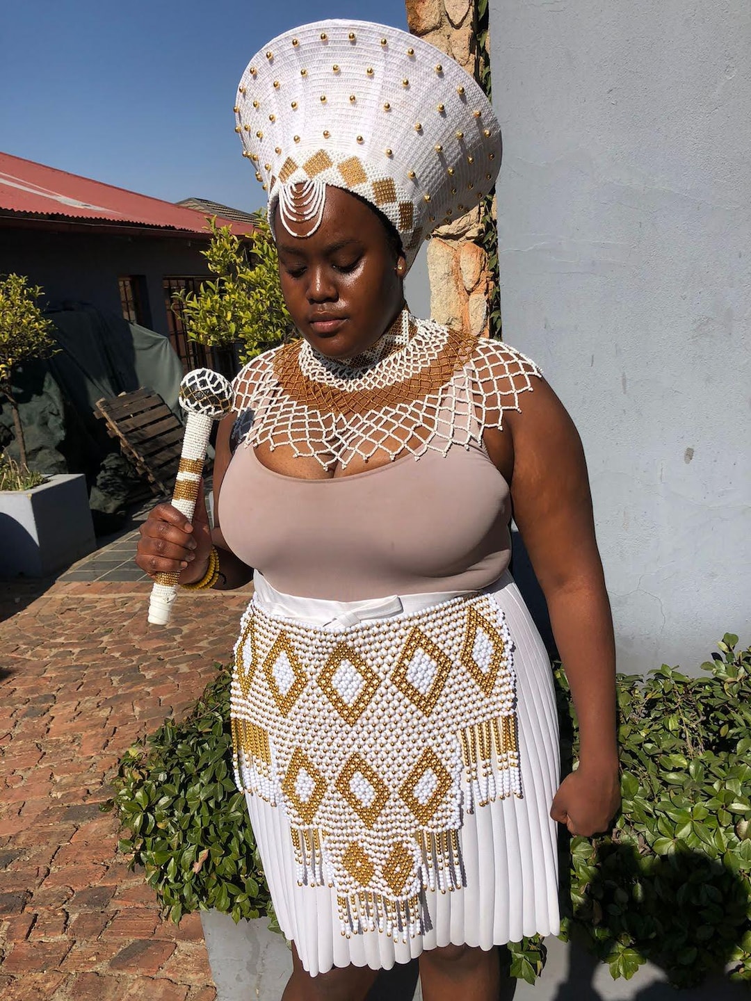 White and Gold Zulu Isicholo Hat Set With Skirt, Necklace, Knobkerrie ...