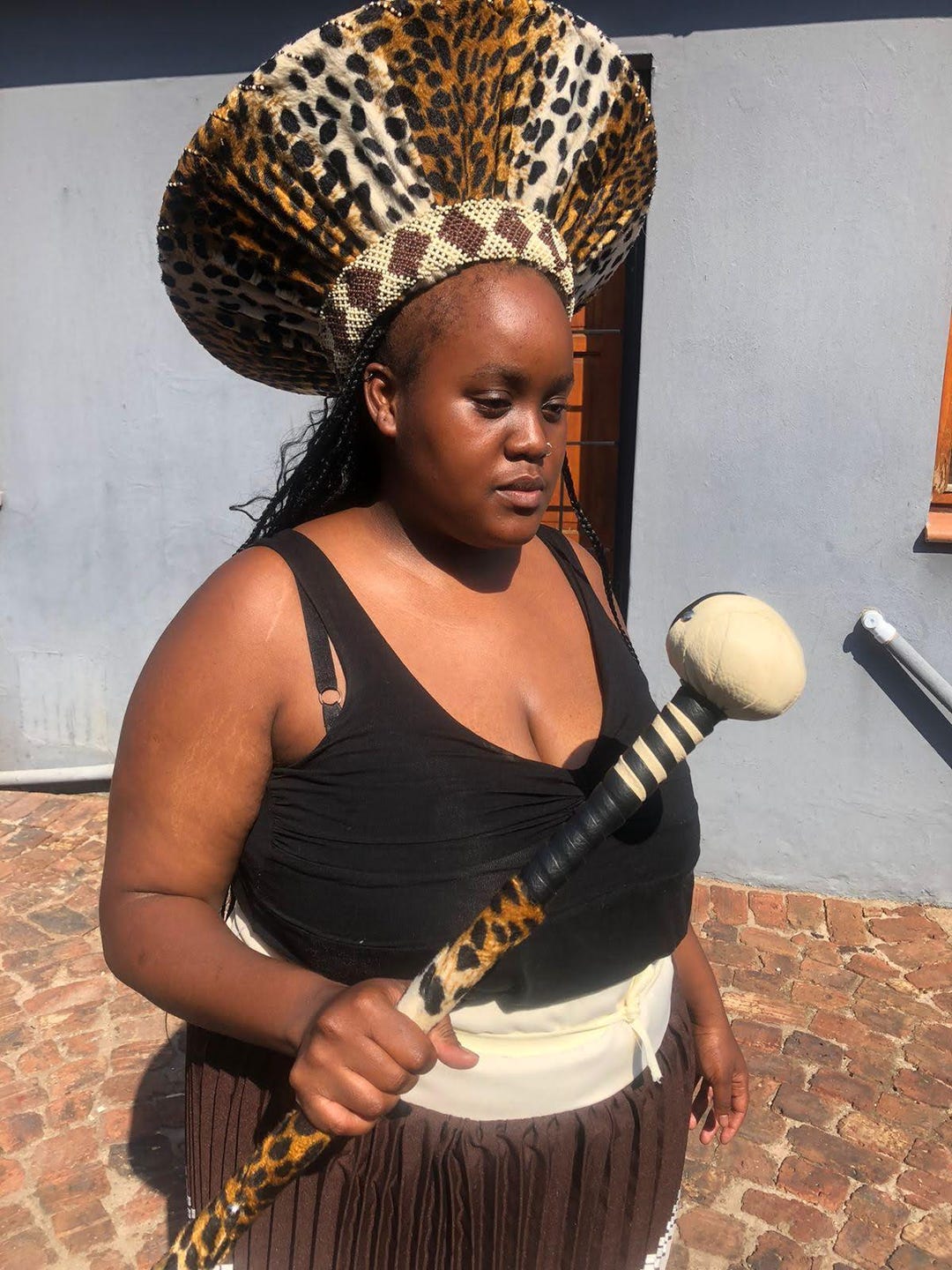 Leopard Print Zulu Isicholo Hat, Skirt & 90cm Knobkerrie Set for Women ...