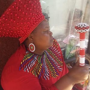 Rare 3-in-1 Woven RED Zulu Isicholo Hat With Gold Pearls, Necklace ...