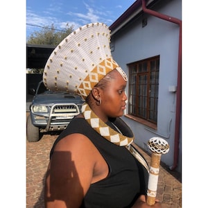 4 in 1 Gold and White Isicholo Zulu Hat, Ndebele Isigolwani Hoop Set ...