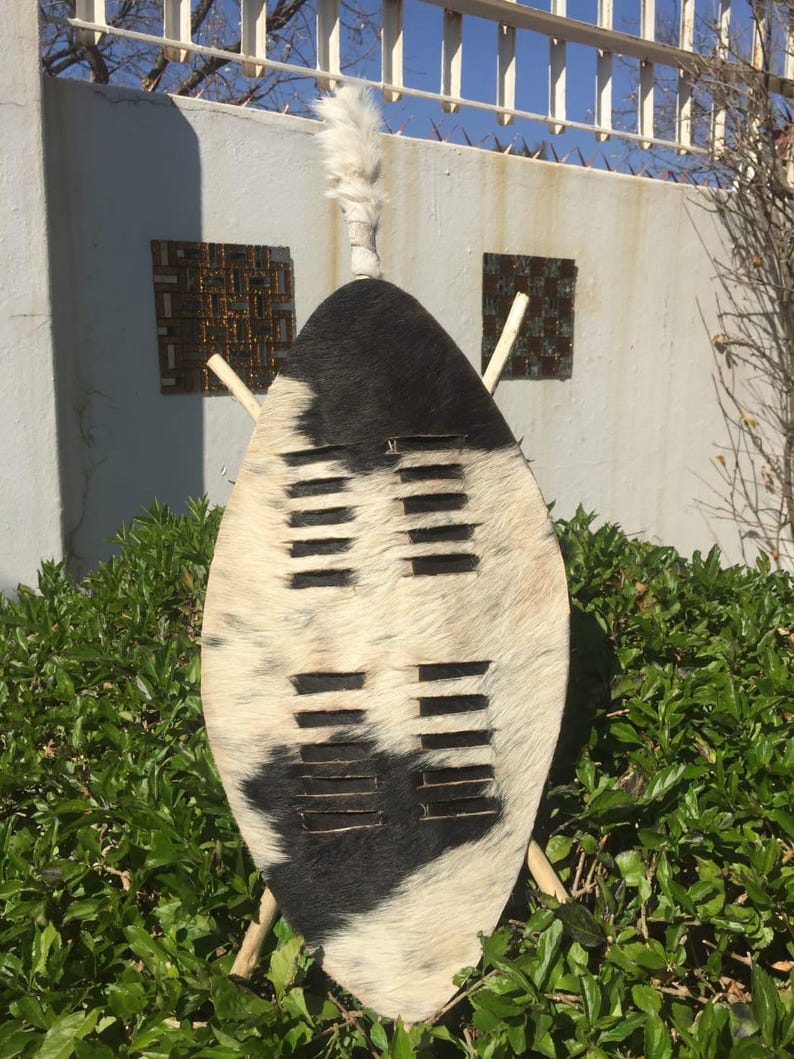 Real Cowskin 70cm Black & White Zulu Warrior Shield (ihawu ...