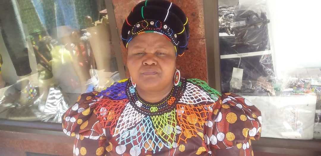 3-in-1 Elegant Black Xhosa Doek/headwrap With Colourful Beading, Red ...