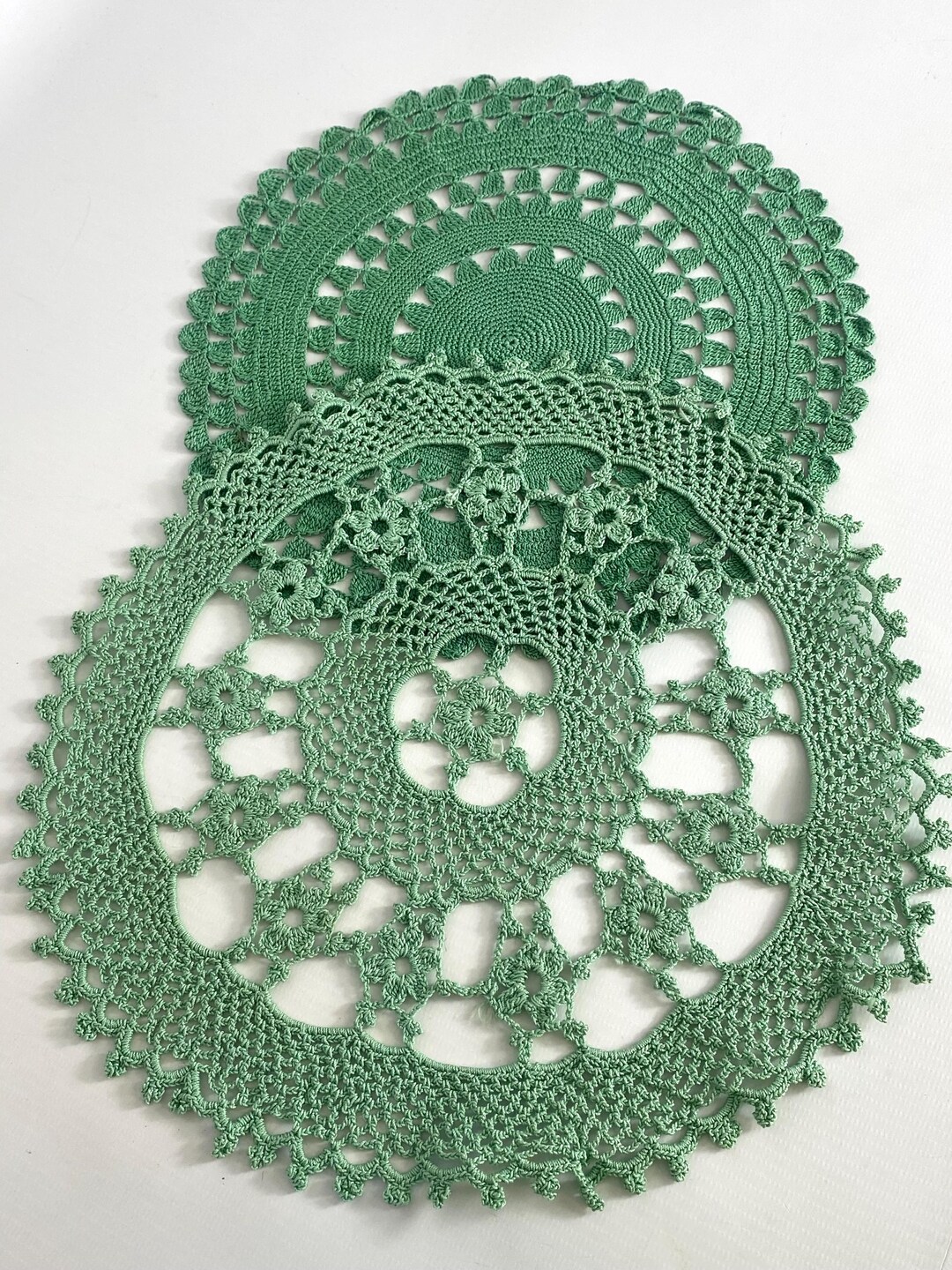 Vintage Floral Doilies X 2 - 1940s Linens - English Crochet - Lace ...