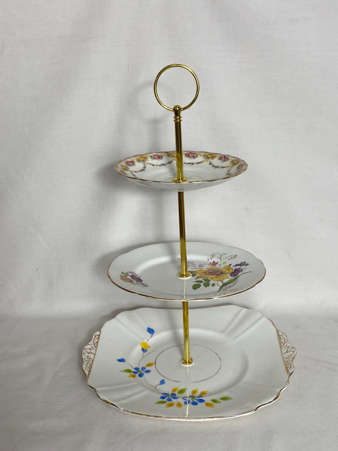 Vintage Cake Stand Handmade by Me Using Vintage China Plates - Etsy