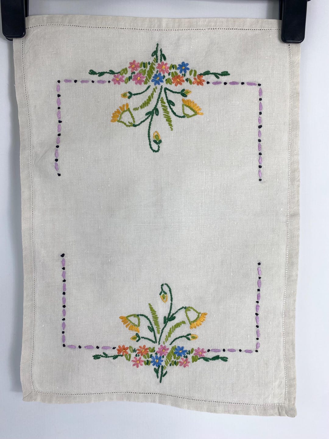 Hand Embroidered Linen Tray Cloth: 1940s Floral Dressing Table Mat - Etsy