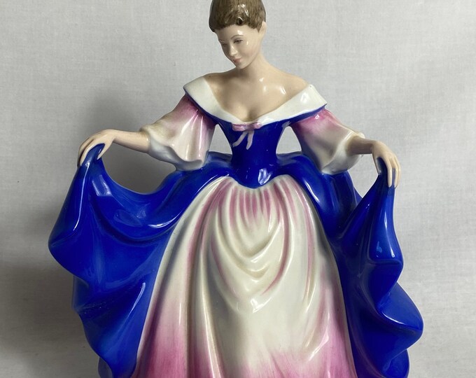 Royal Doulton Pretty Lady Figurine Sara Number HN3308 Peggy Davies ...