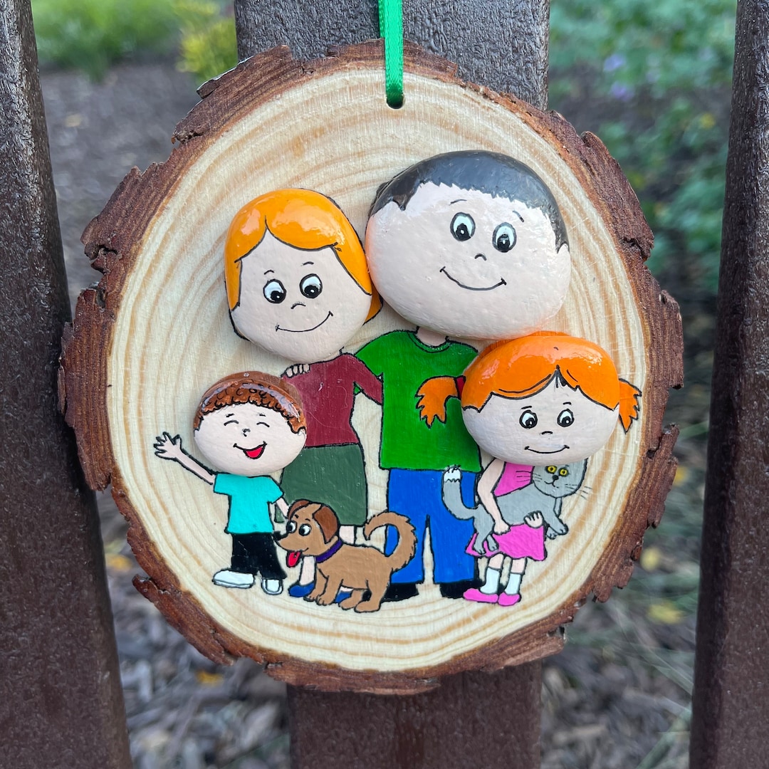 Happy Family, Kids and Parents, Painted Rock, Stone Art, Gift for a ...