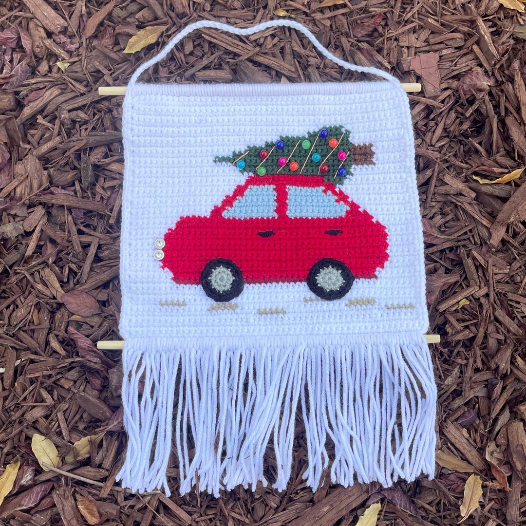 Crochet Christmas Wall Hanging: Red Car & Tree Ornament - Etsy