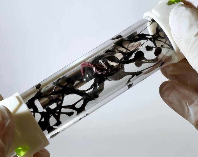 Venom/carnage Symbiote With Face/head Lab Capsule Prop Vial (spider-man ...