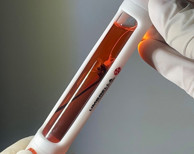 Resident Evil Umbrella Corporation Las Plagas Virus Biohazard ...