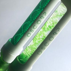 Oscorp Lizard/green Goblin Serum Laboratory Capsule Injector Prop With ...