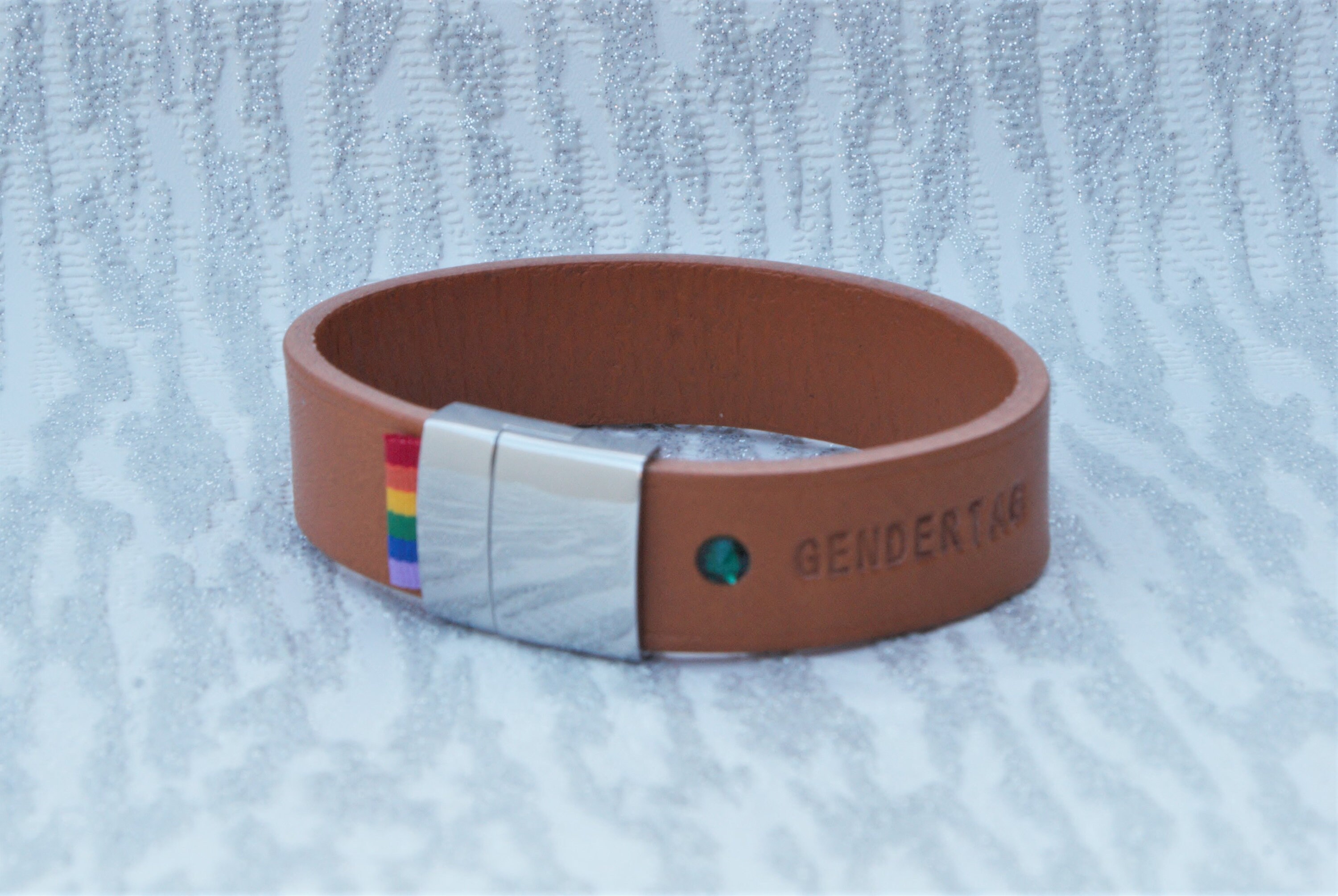 Pulsera de cuero transgénero regalo trans saliendo - Etsy España