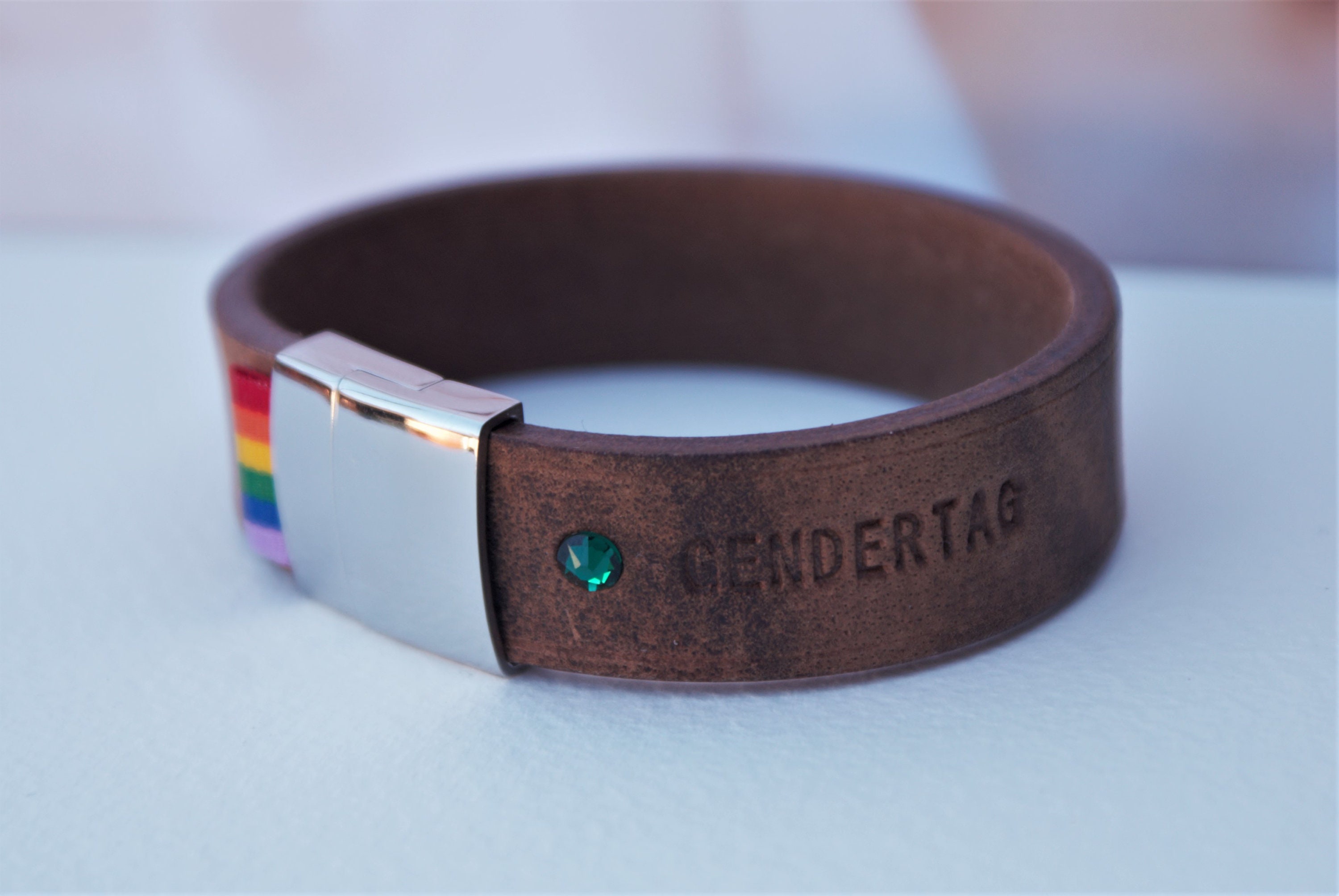 Pulsera de cuero transgénero regalo trans saliendo - Etsy España