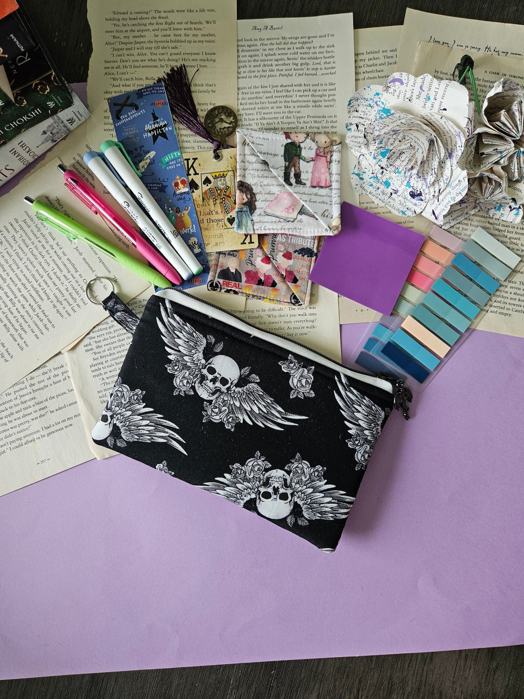 Skull Annotating Zipper Pouch, Annotation Supplies, Reading Merch for ...