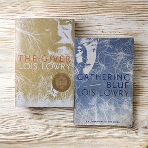1993/2000 "the Giver / Gathering Blue" Lois Lowry Young Adult Fiction ...