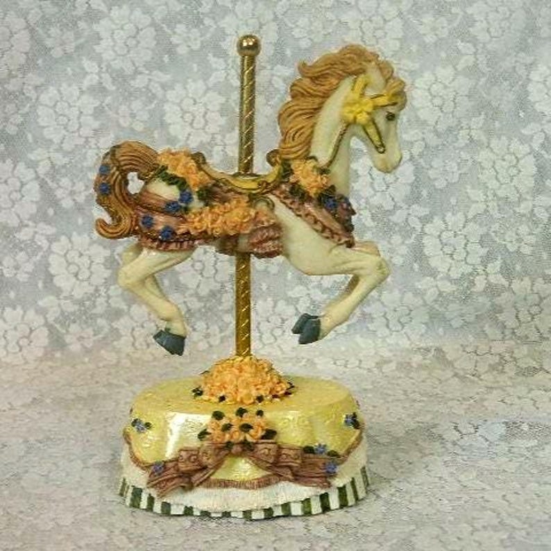 Vintage Heritage House Carousel Horse - Melodies County Fair Figurine ...