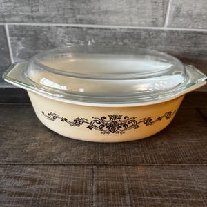 Vintage Pyrex Golden Rose Casserole Dish With Lid 2.5 Qrt 945 Made in ...