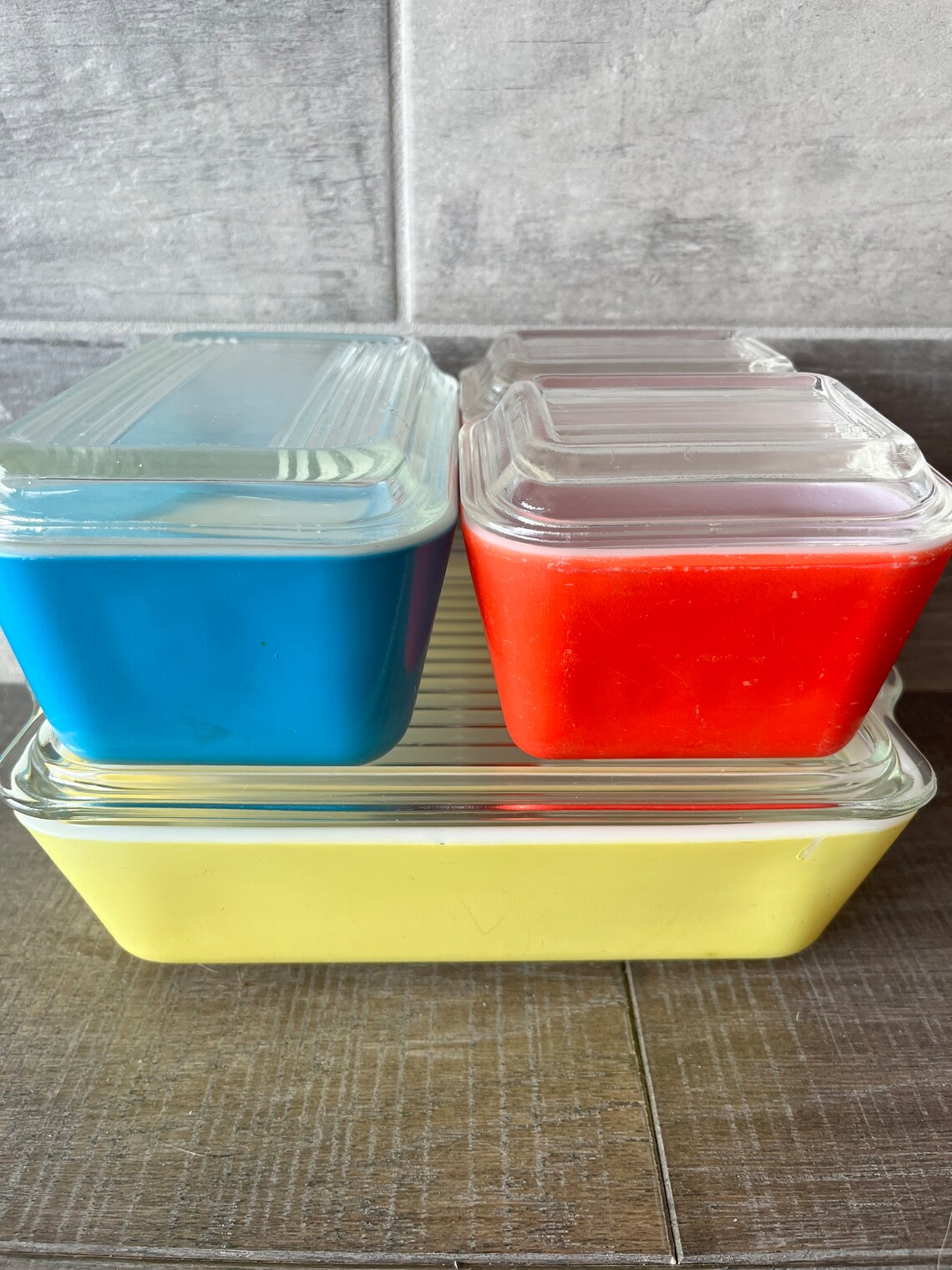 Vintage Pyrex Set of Primary Colors Refrigerator Dish Set With Lids 8 ...