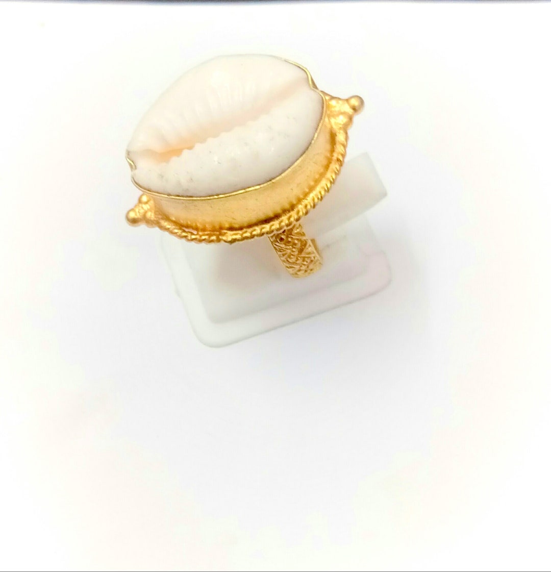 Ring Handmade Cowrie Shell Ring Gold Plated Ring Unique Chunky Ring ...