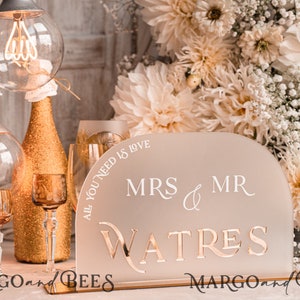 Acrylic Arch Frozen Top Table Sign, White and Gold Top Table Sign ...