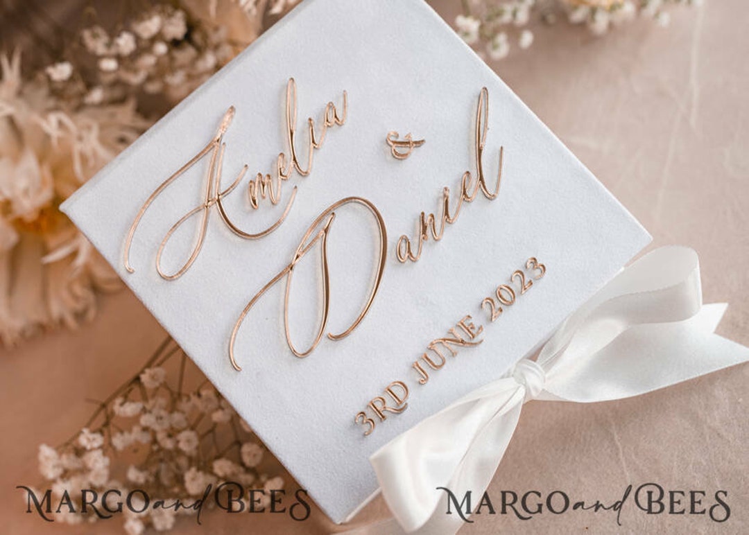 Pure White Ring Box for Wedding Ceremony 3 Rings, White Golden Velvet ...