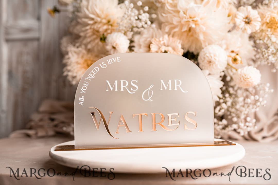Acrylic Arch Frozen Top Table Sign, White and Gold Top Table Sign ...