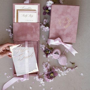 Blush Pink Boxed Wedding Invitation Set ,3D Golden Plexi Wedding ...
