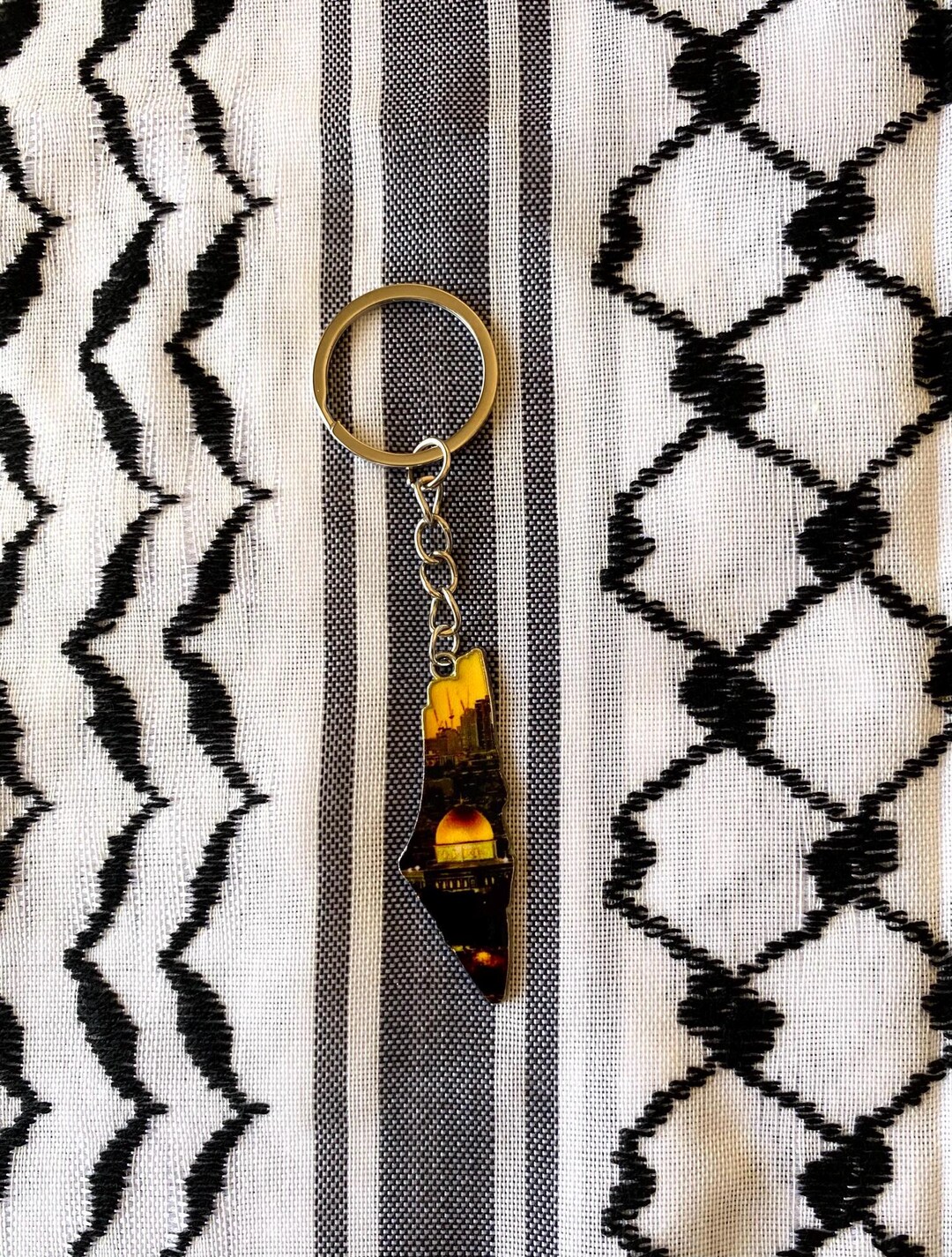 Palestine Map Keychain , Hollyland Jerusalem Craved Gift Keyring ...