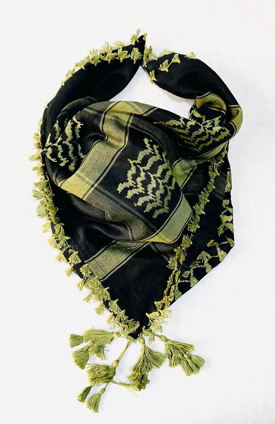 Green Keffiyeh Army Force Scarf, Unique Arab Shemagh Face Cover ...