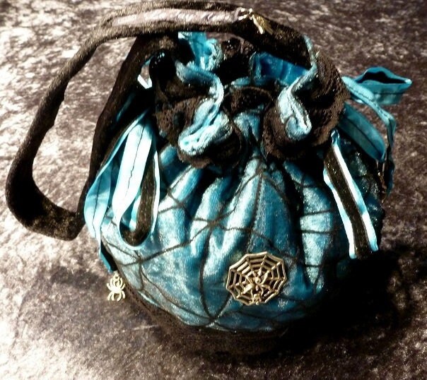 Pompadour Bag - Etsy