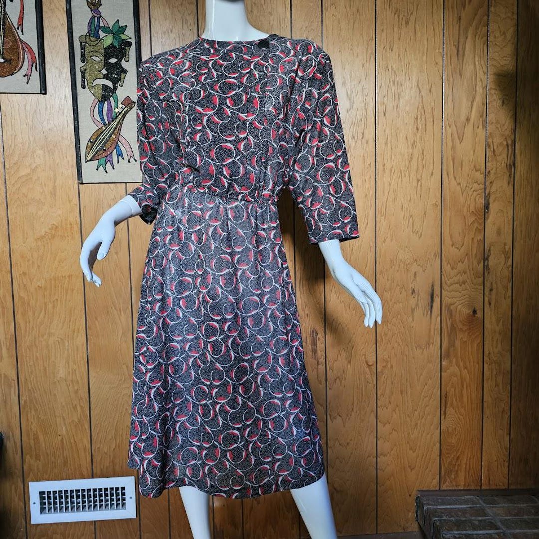 Vintage 80s Futuristic Volup Secretary Hipster Geek Office Polka Dot ...