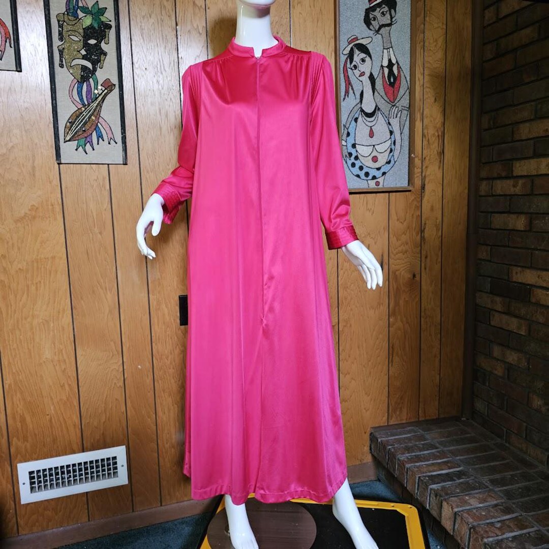 Vintage 80s Sci Fi Quilted Mrs. Roper Lounge House Dress Caftan ...