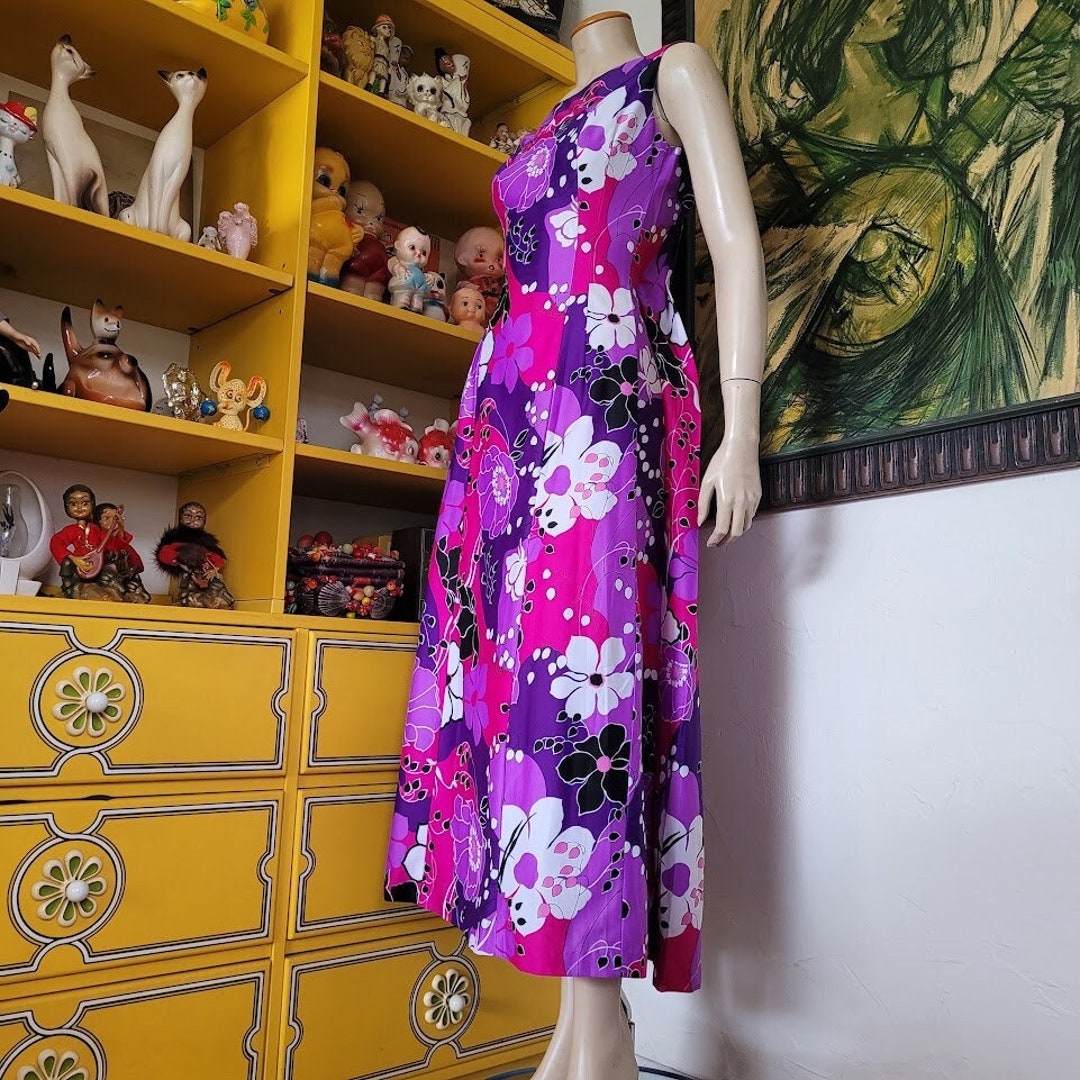 Vintage 70s Hawaiian Watteau Train Psychedelic Pop Art Floral Muumuu ...