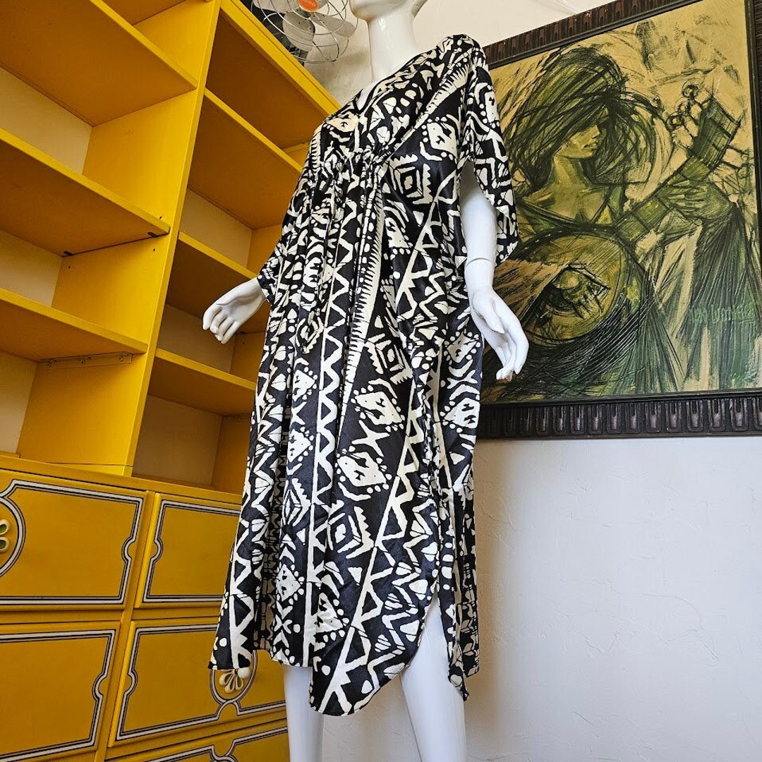 Vintage Mrs. Roper Tribal Geometric Lounge Caftan Kaftan Muu Muu Dress ...