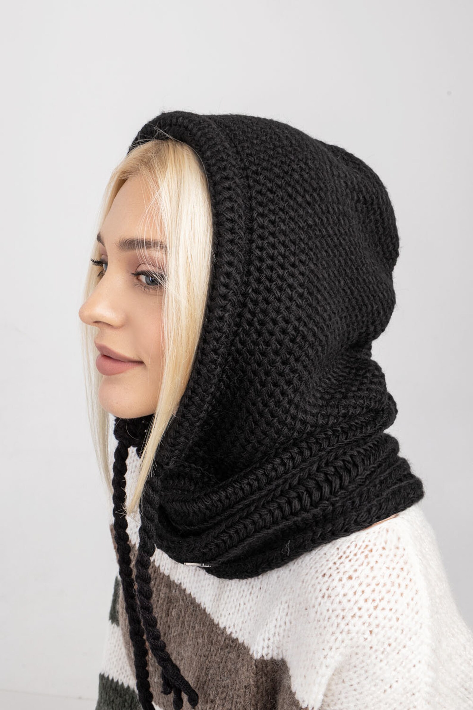 Hooded Scarf, Knit Wool Hood Scarf, Womens Snood, Scarf With Hood, Warm ...