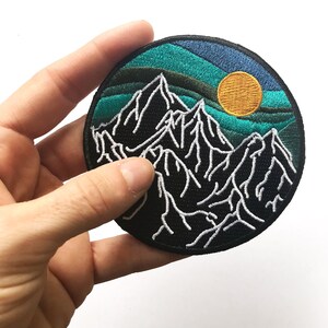 Retro Mountain Patch Embroidered Vintage Style Hiking - Etsy