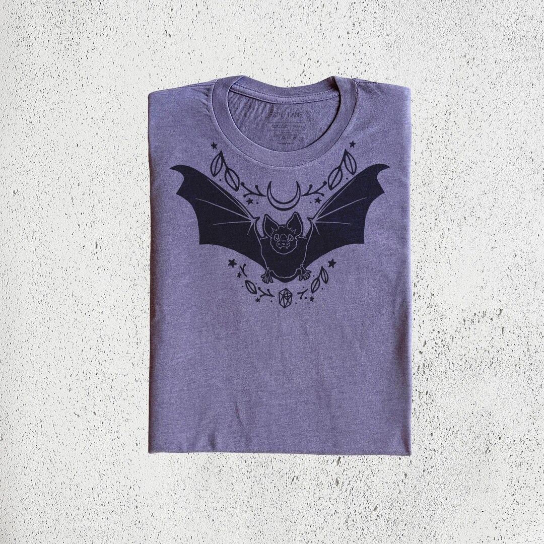 Spooky Bat Shirt | Pastel Goth Gothic Unisex Tee | Cute Alternative ...