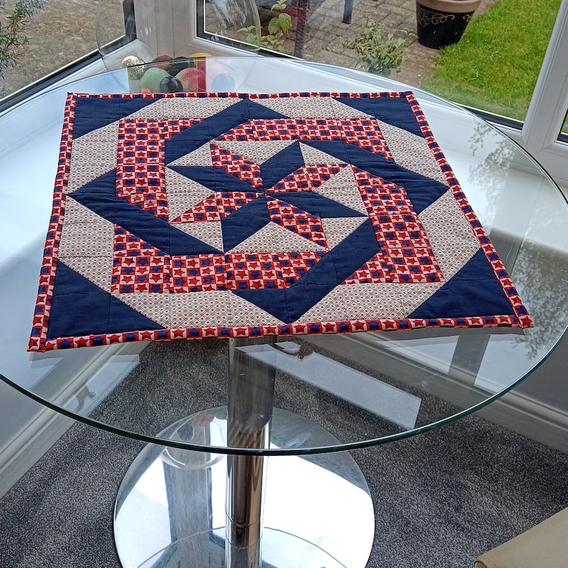 Square Table Topper - Etsy