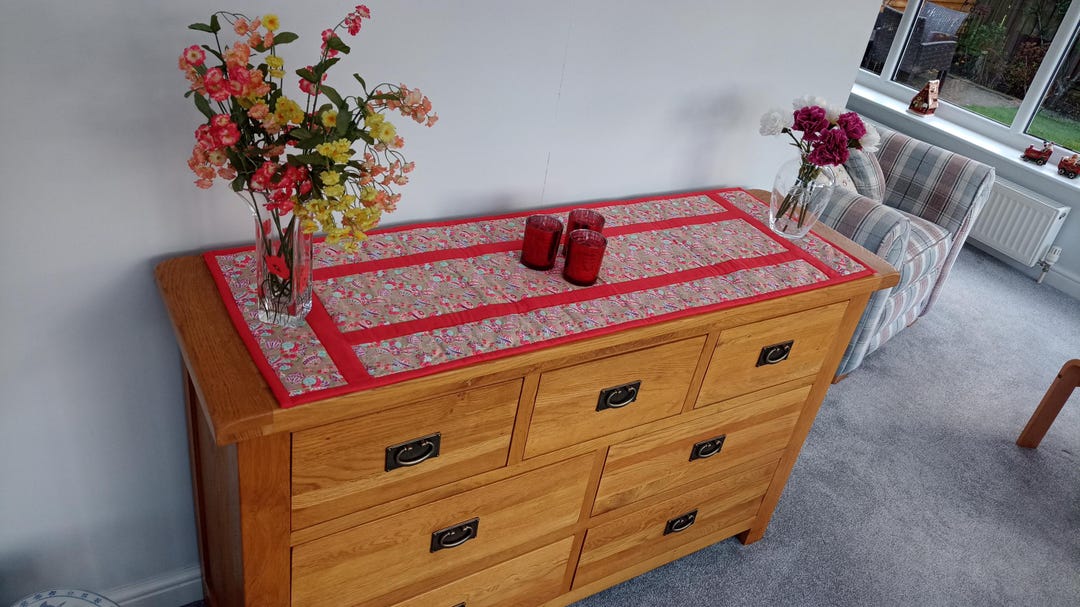 REDUCED - Christmas Table Runner, Quilted Table Runner, Lanterns ...
