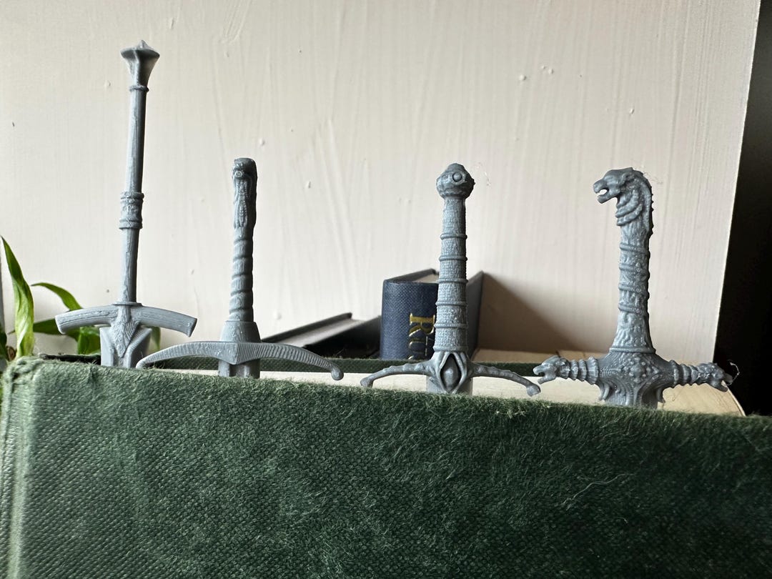 Fantasy GOT Inspired Sword Bookmarks 3D Printed Set – Valyrian Steel ...