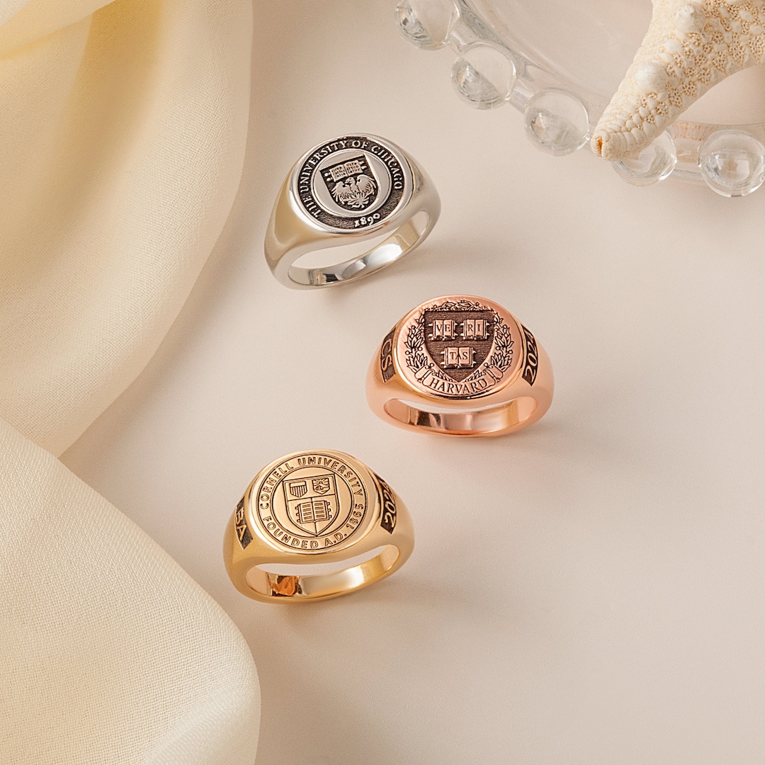 Custom Signet Ring College Emblem Signet Ring Personalized Ring Class ...