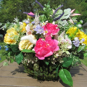 Moss Basket Flower Garden of Roses, Peonies, Hydrangeas and Wildflowers ...