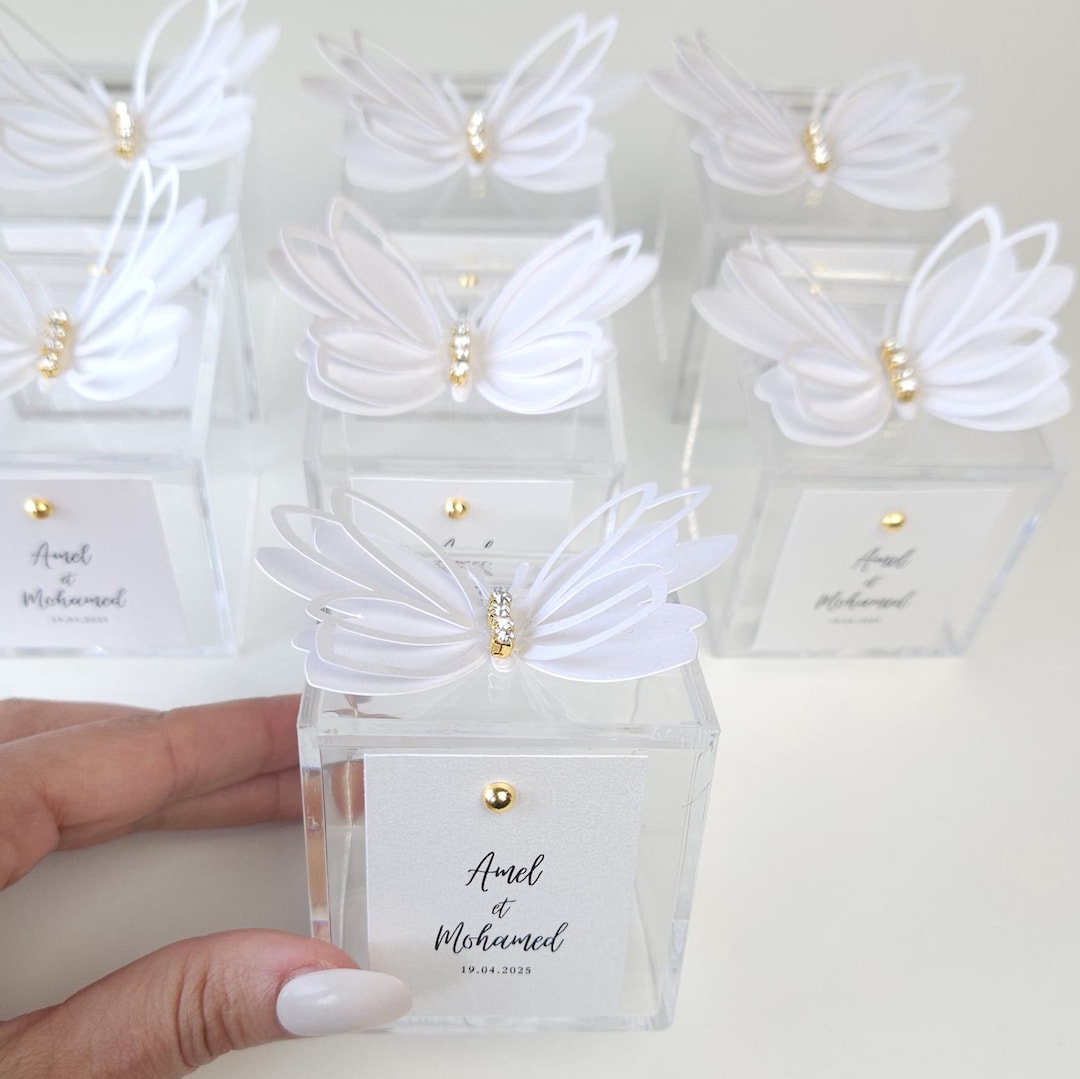 Personalized Plexiglass Favor Box With Butterfly Decoration - Wedding ...